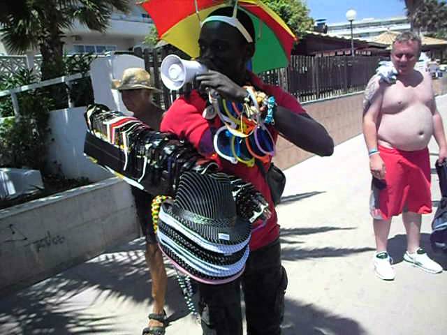 5 Things You’ll Find In A Looky Looky Man’s Aldi Bag | ICN